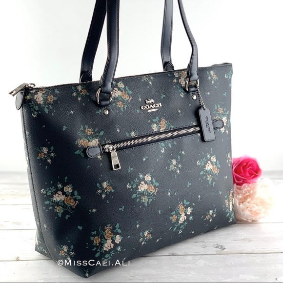 Coach | Bags | Nwt Coach Rose Bouquet Print Zipper Gallery Tote Bag ...
